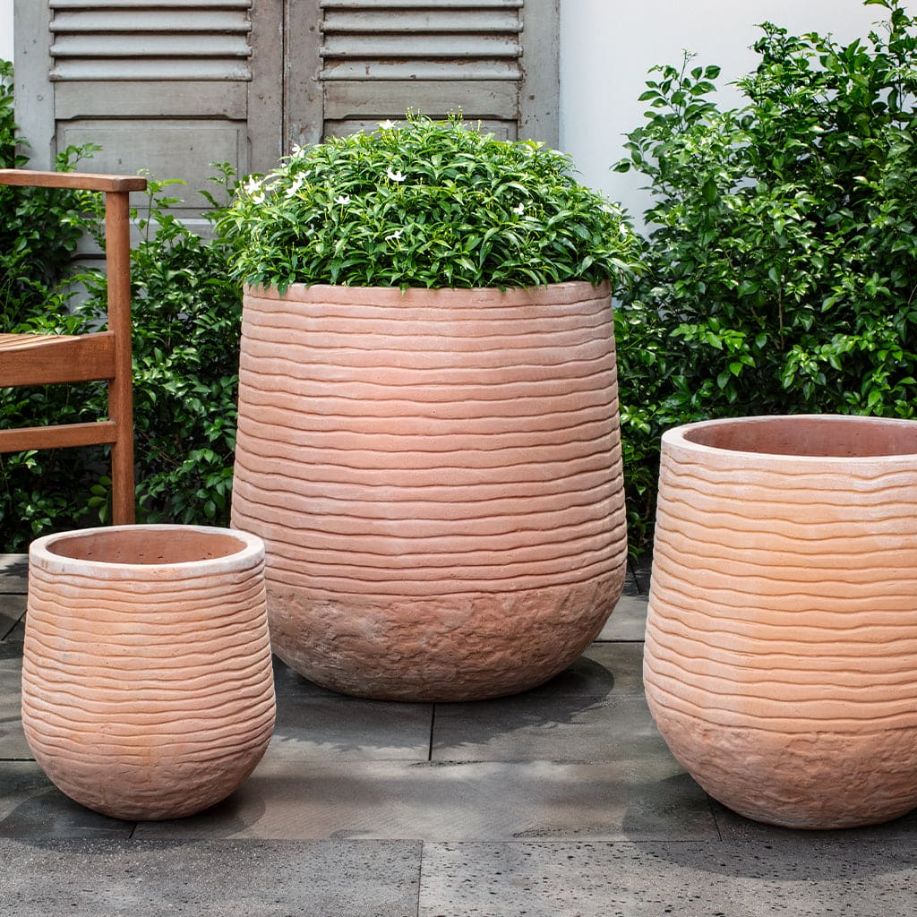 Campania International Olmos Planter in Terra Cotta | The Garden Gates
