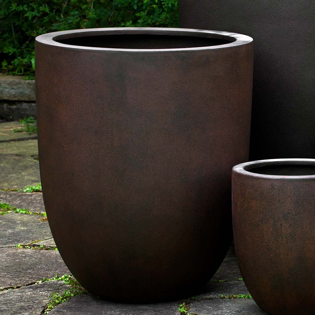 Campania International Bradford Medium Planter | The Garden Gates